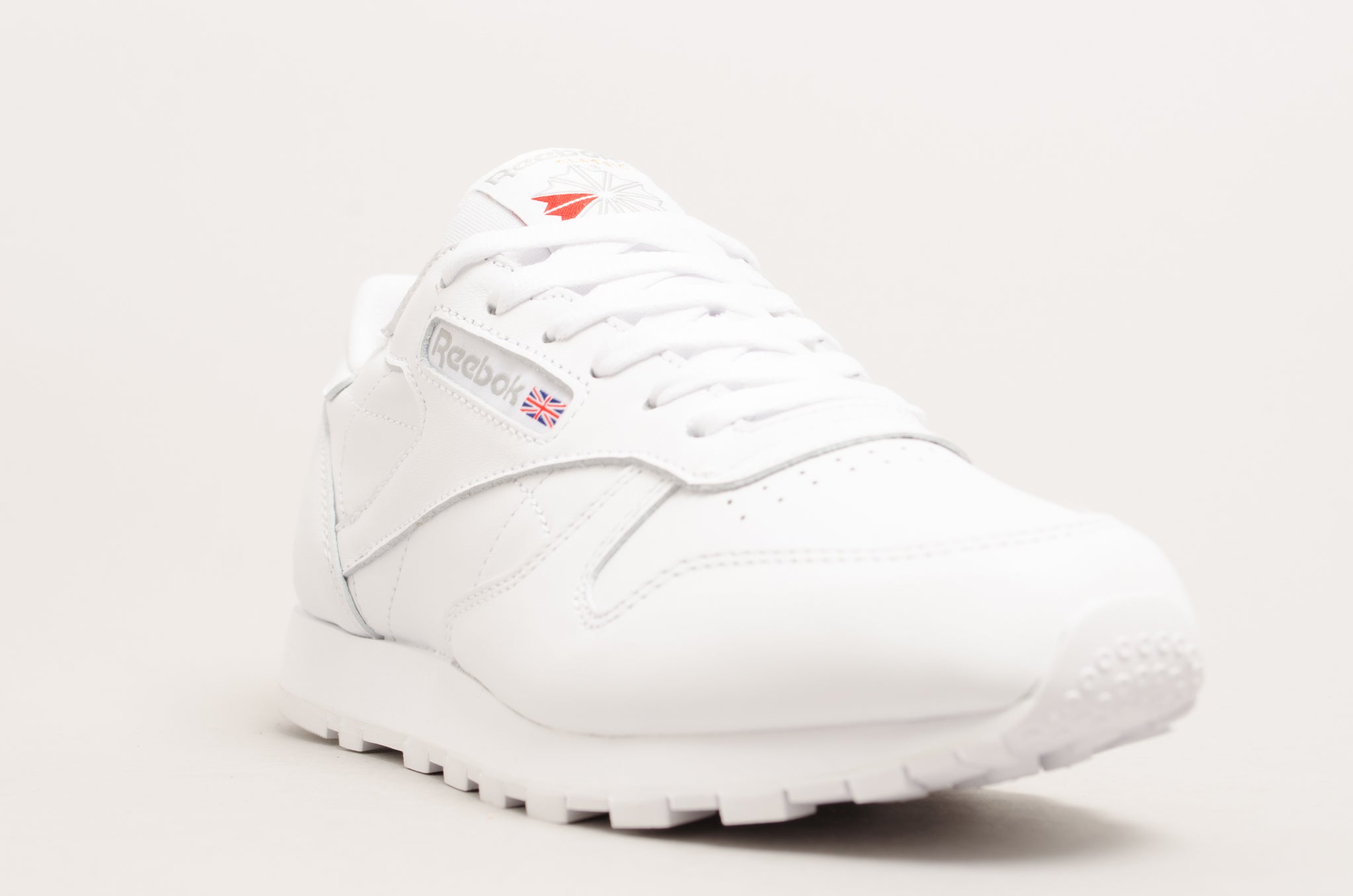 Reebok Classic Leather | 110 CHF – Seven Sneaker Store